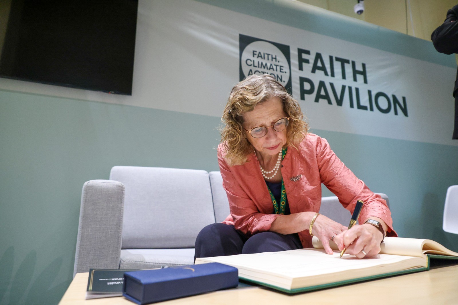 Executive Director of the United Nations Environment Programme visits ...